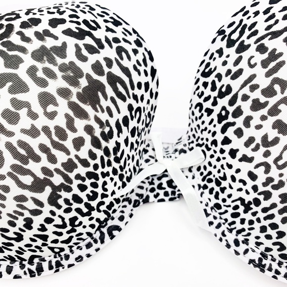 Bra | Intimates & Sleepwear | Bra Padded Animal Print Pattern White ...